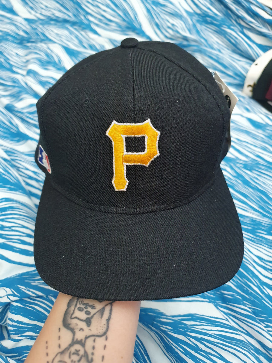 Pirates MLB Side – Bangketa.PH